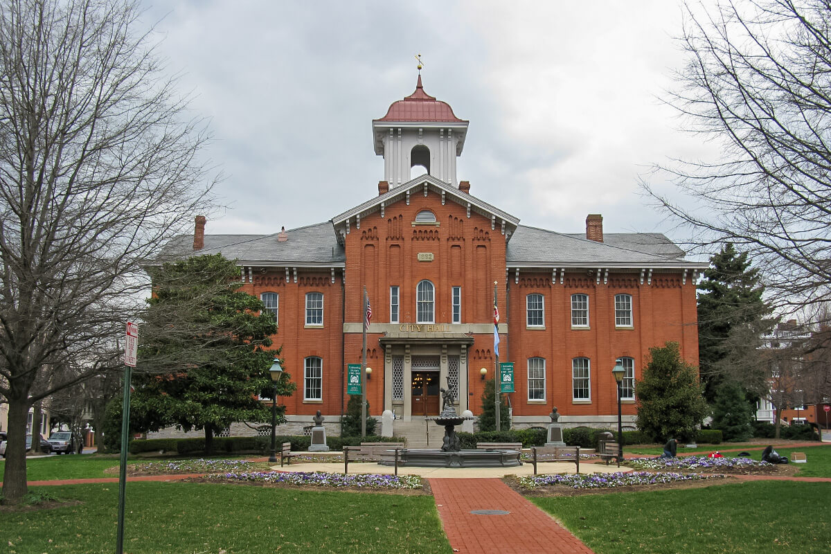 Top 5 Reasons Why You Should Move to Frederick | Zip Moving & Storage